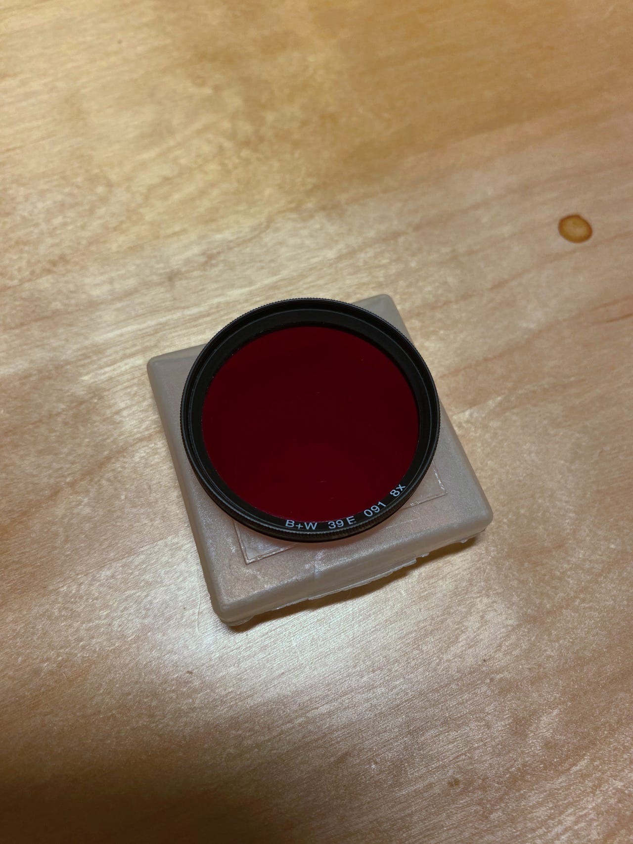 B+W 39mm Dark Red Filter | FINN-torget