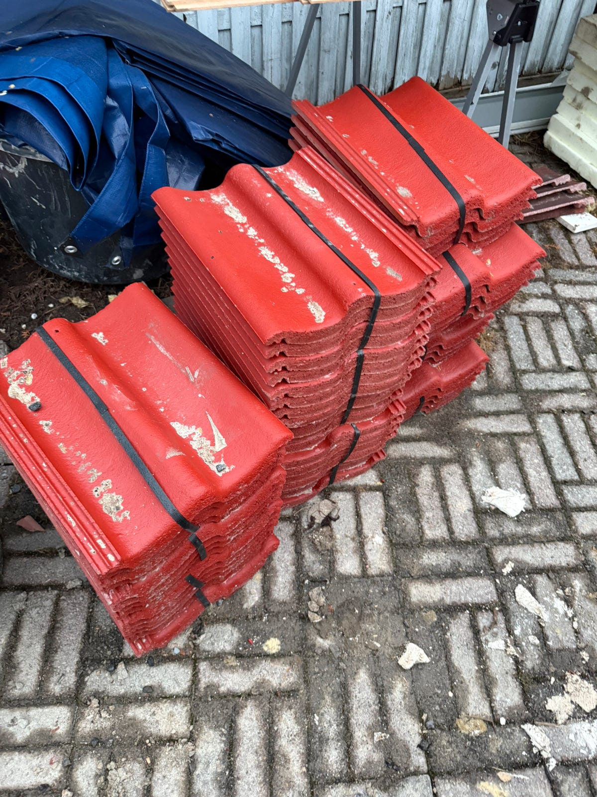 Røde taksteiner helt nye | FINN-torget