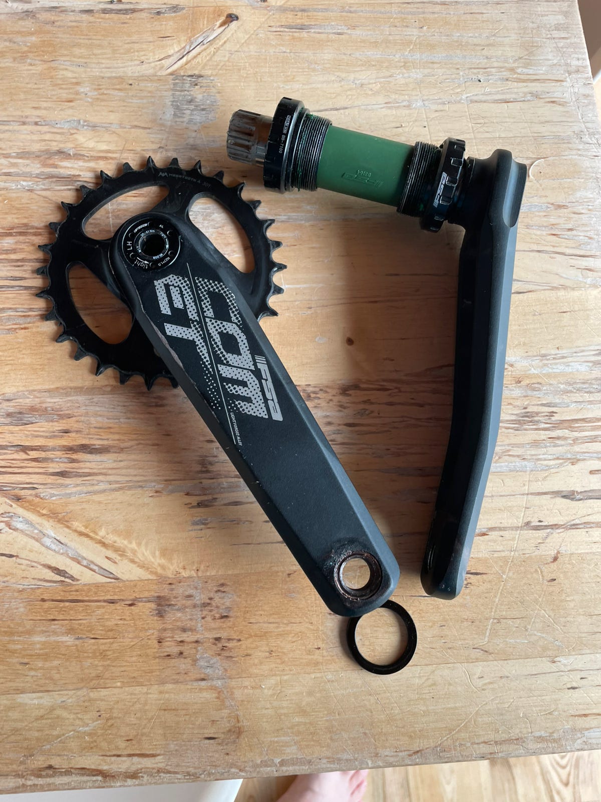 FSA Comet krankset, 175mm inkl kranklager | FINN-torget