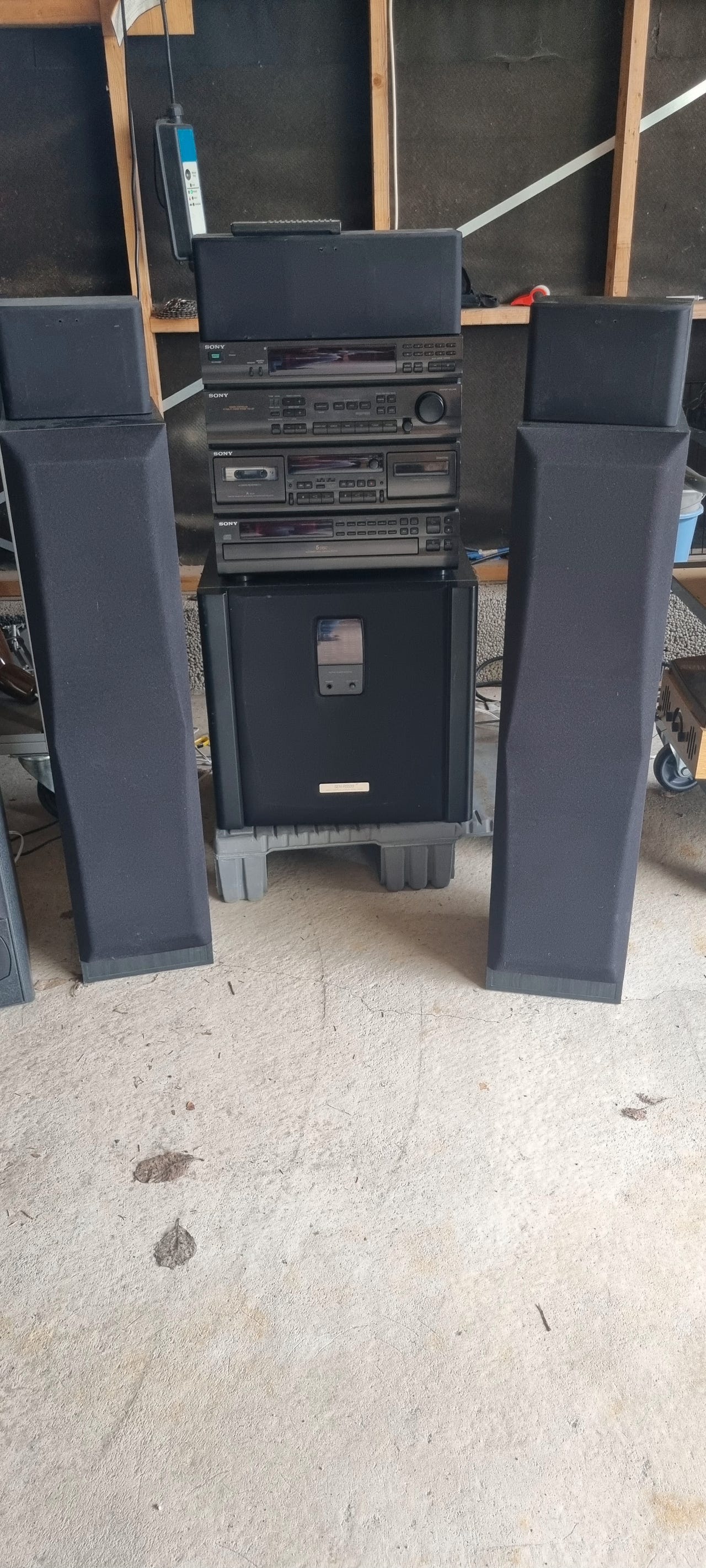 sony sen-r5520 Rack System | FINN-torget