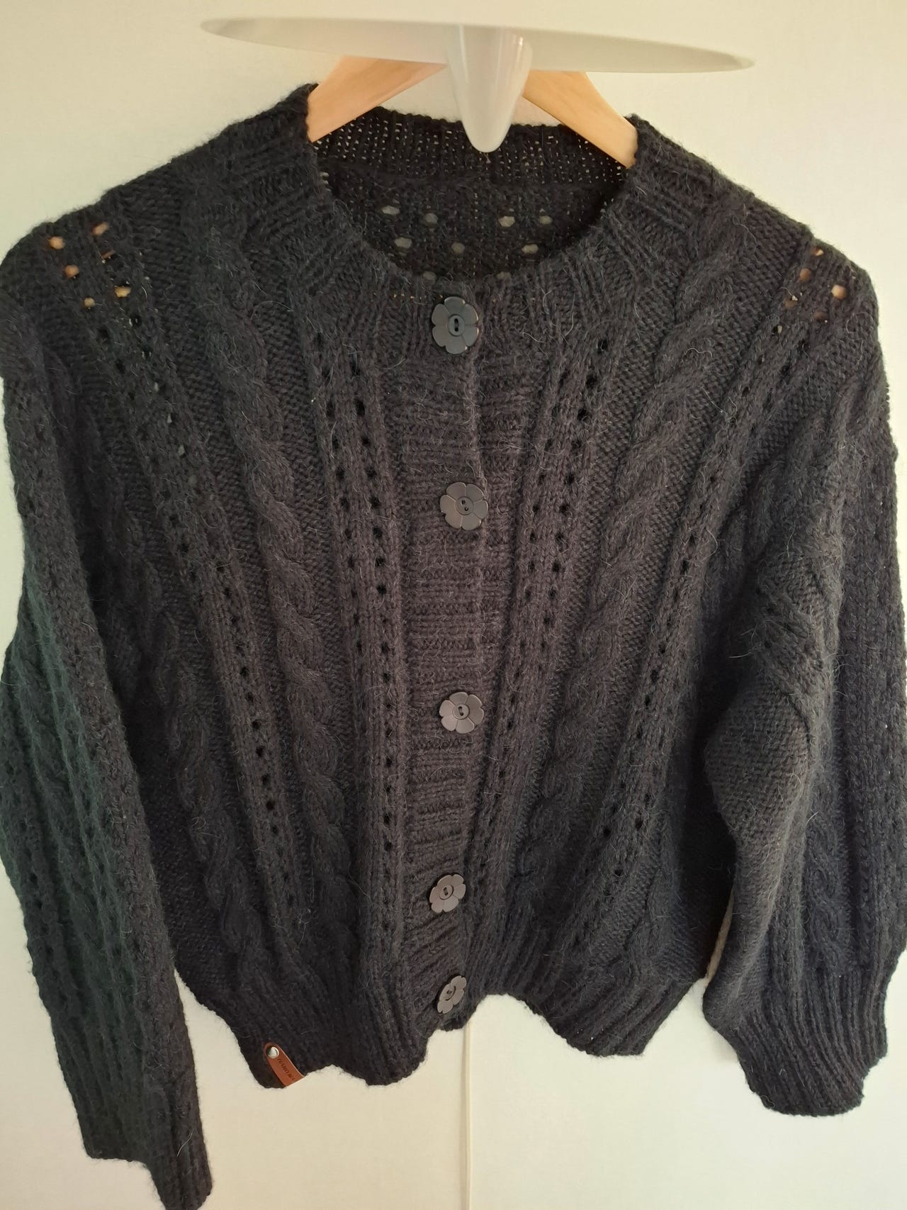 Cornelia cardigan | FINN-torget