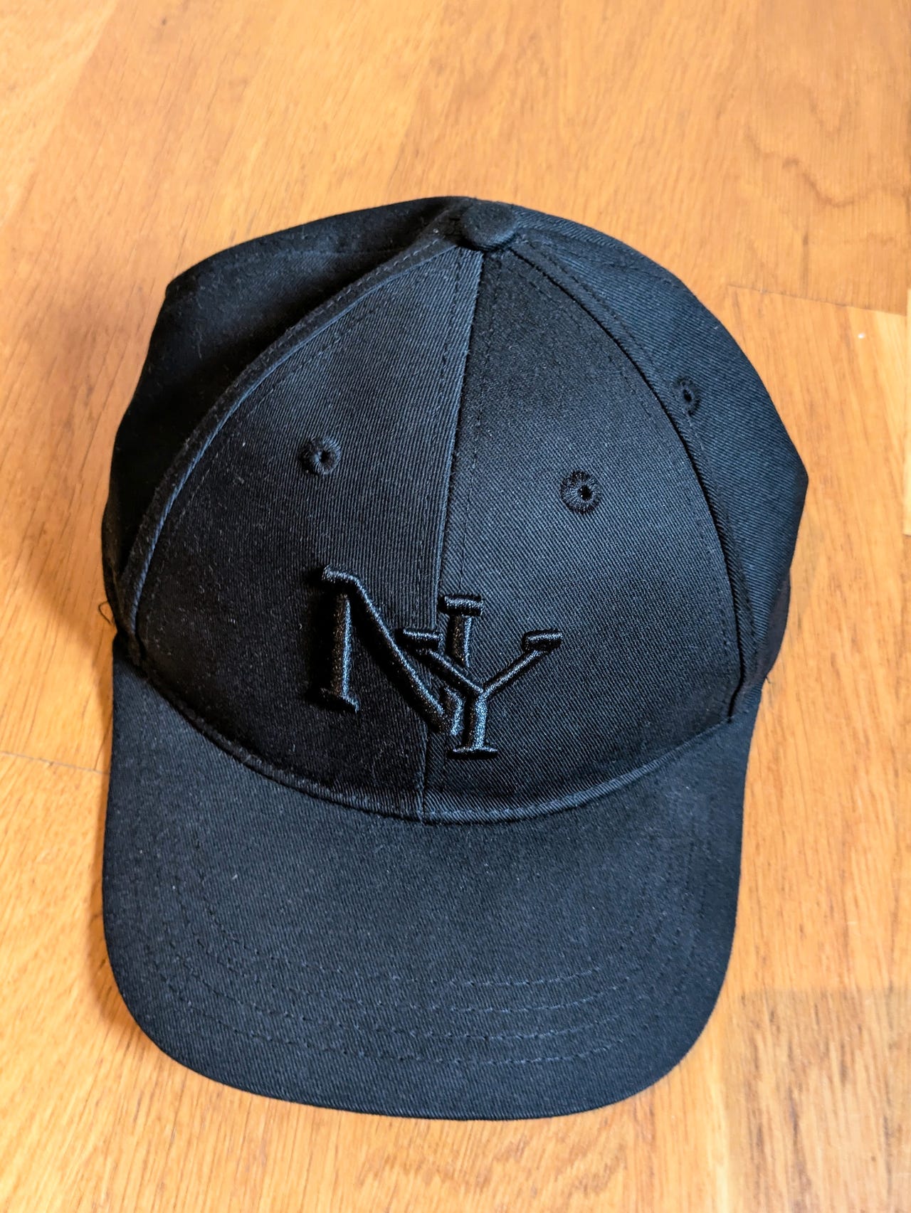 Statewear NY caps i sort | FINN-torget
