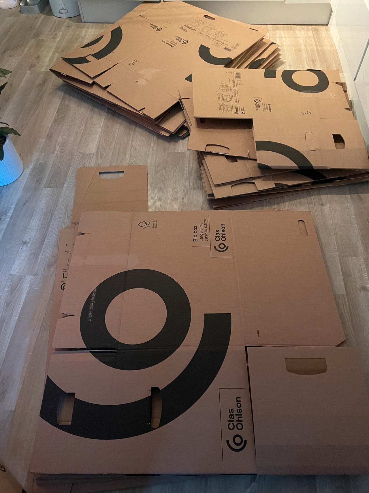 Flytteeske Clas Ohlson i small / medium / large | FINN-torget