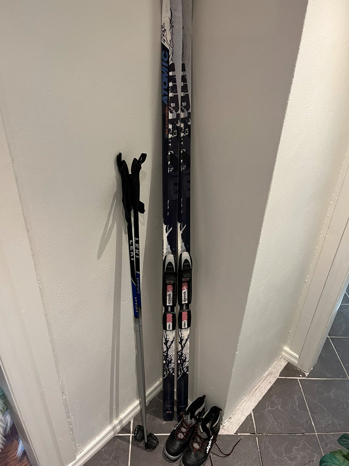 Langrenn ski, staver og sko strl 38 | FINN-torget