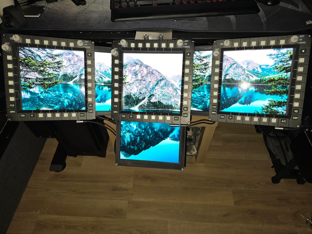 Flysimulator (Flight Sim) 3x MFD gaming DCS Til salgs | FINN-torget