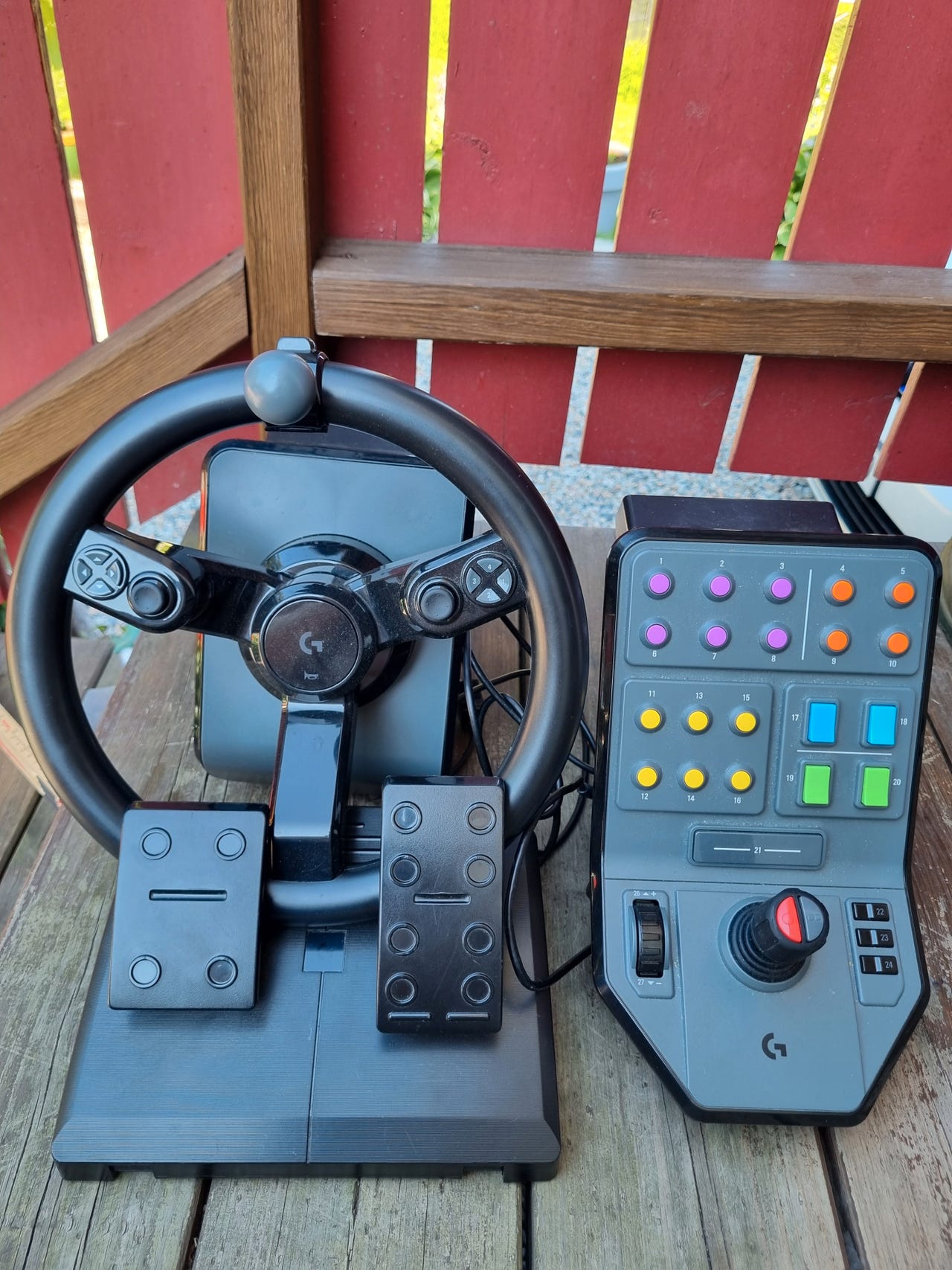 Logitech Heavy Equipment Bundle – perfekt for simulatorer! | FINN-torget
