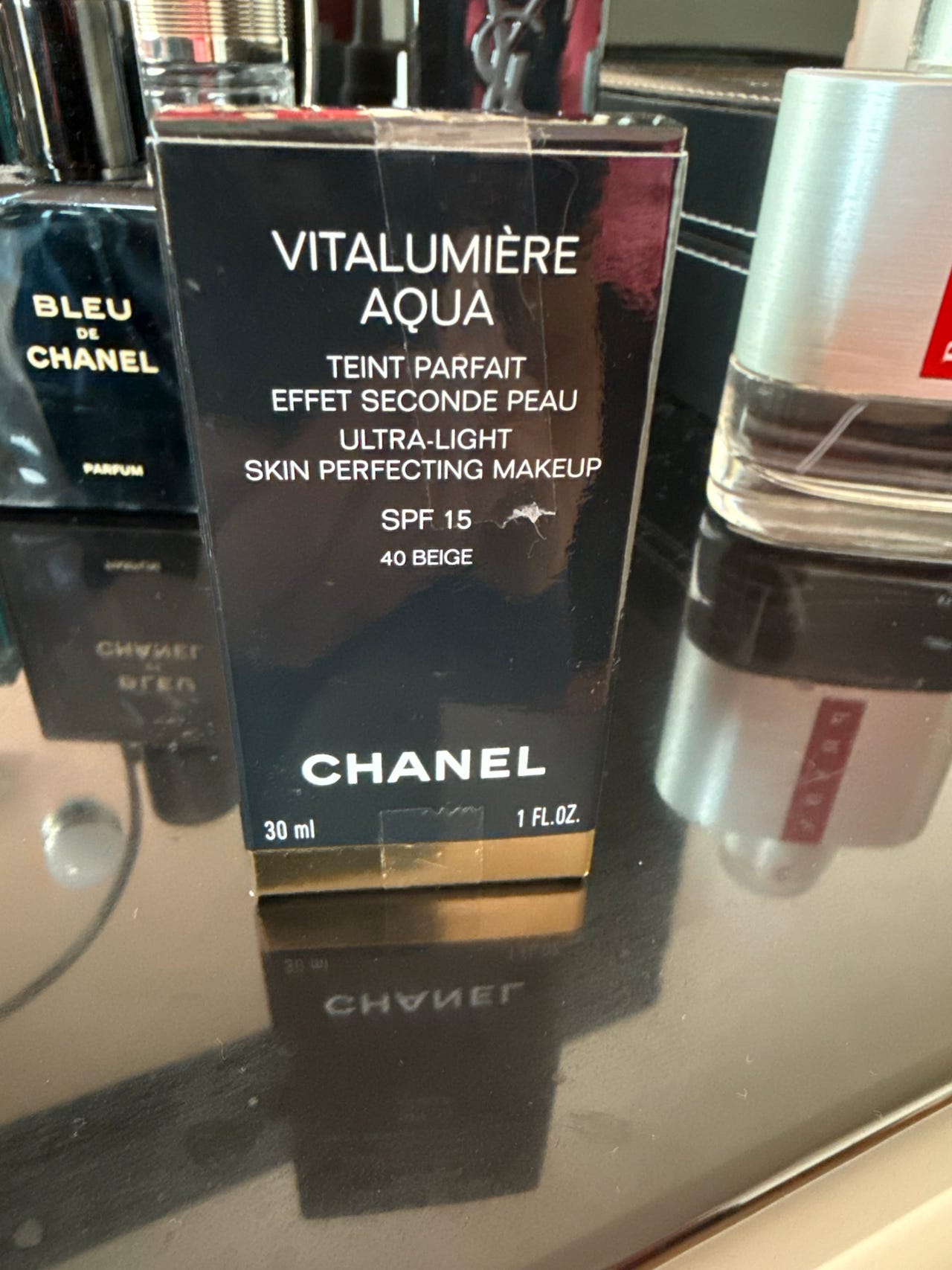 Chanel ultra light skin perfecting makeup 40 beige | FINN-torget