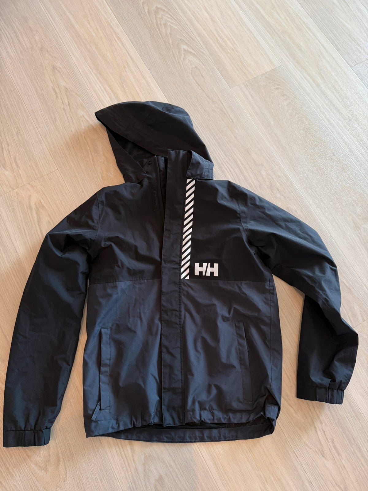 HH allværsjakke | FINN-torget