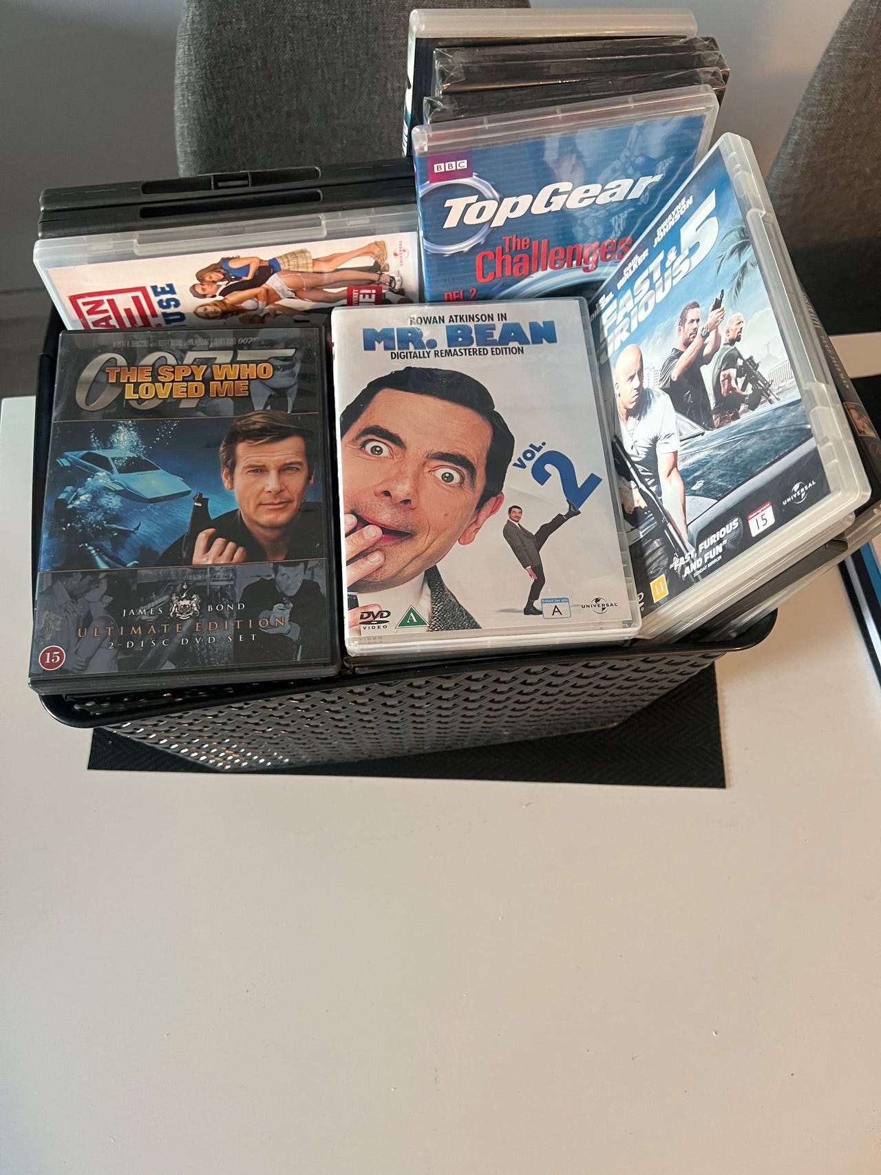 100 stk DVD filmer | FINN-torget