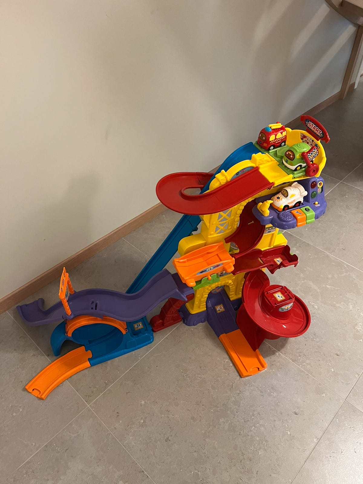 Vtech toot toot drivers bilbane | FINN-torget