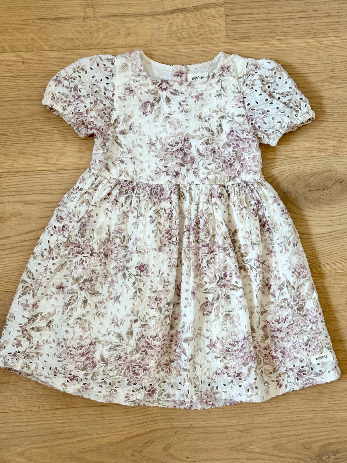 Newbie kjole str. 110 som ny | FINN-torget