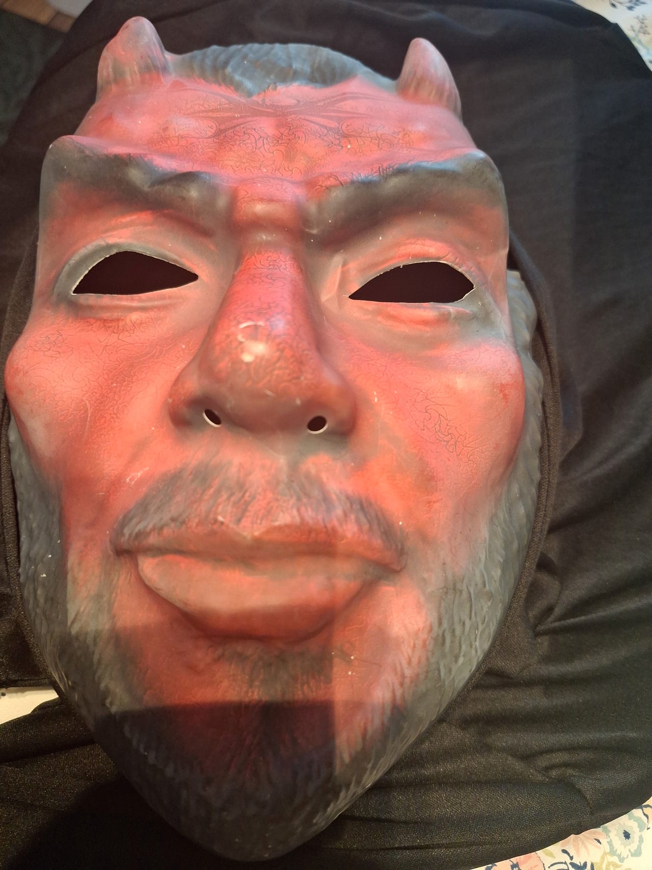 Halloween mask | FINN-torget