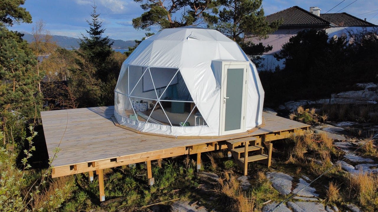 3 solgt!!! Robuste Glamping telt /Dome 19,5m2 i stål og PVC | FINN-torget