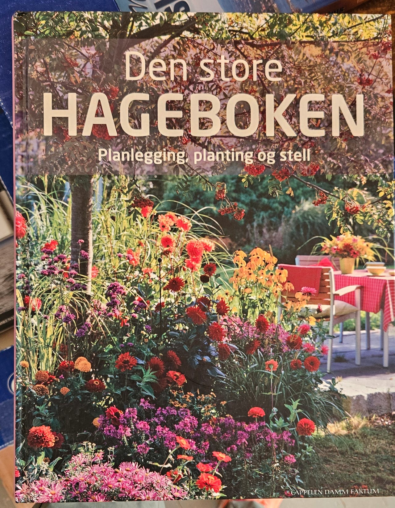 Den store hageboken planlegging, planting og stell Guy Barter | FINN-torget