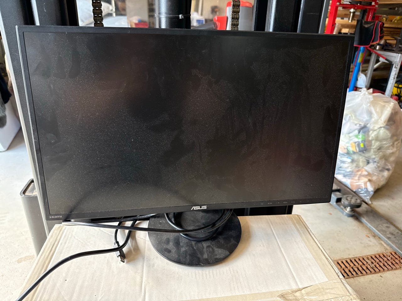 Asus VS239H 23 tommer skjerm svart | FINN-torget