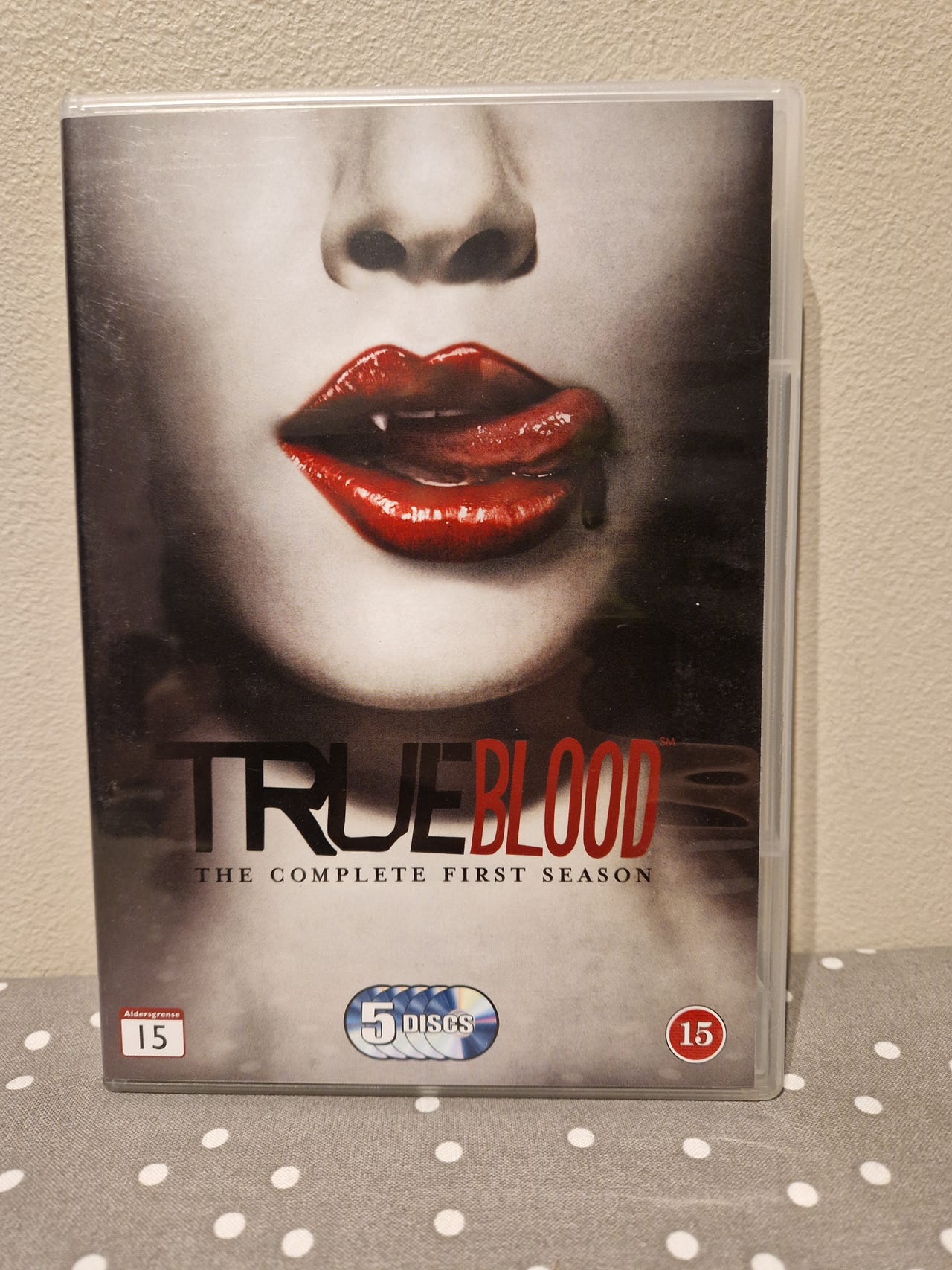 True blood sesong 1 | FINN-torget