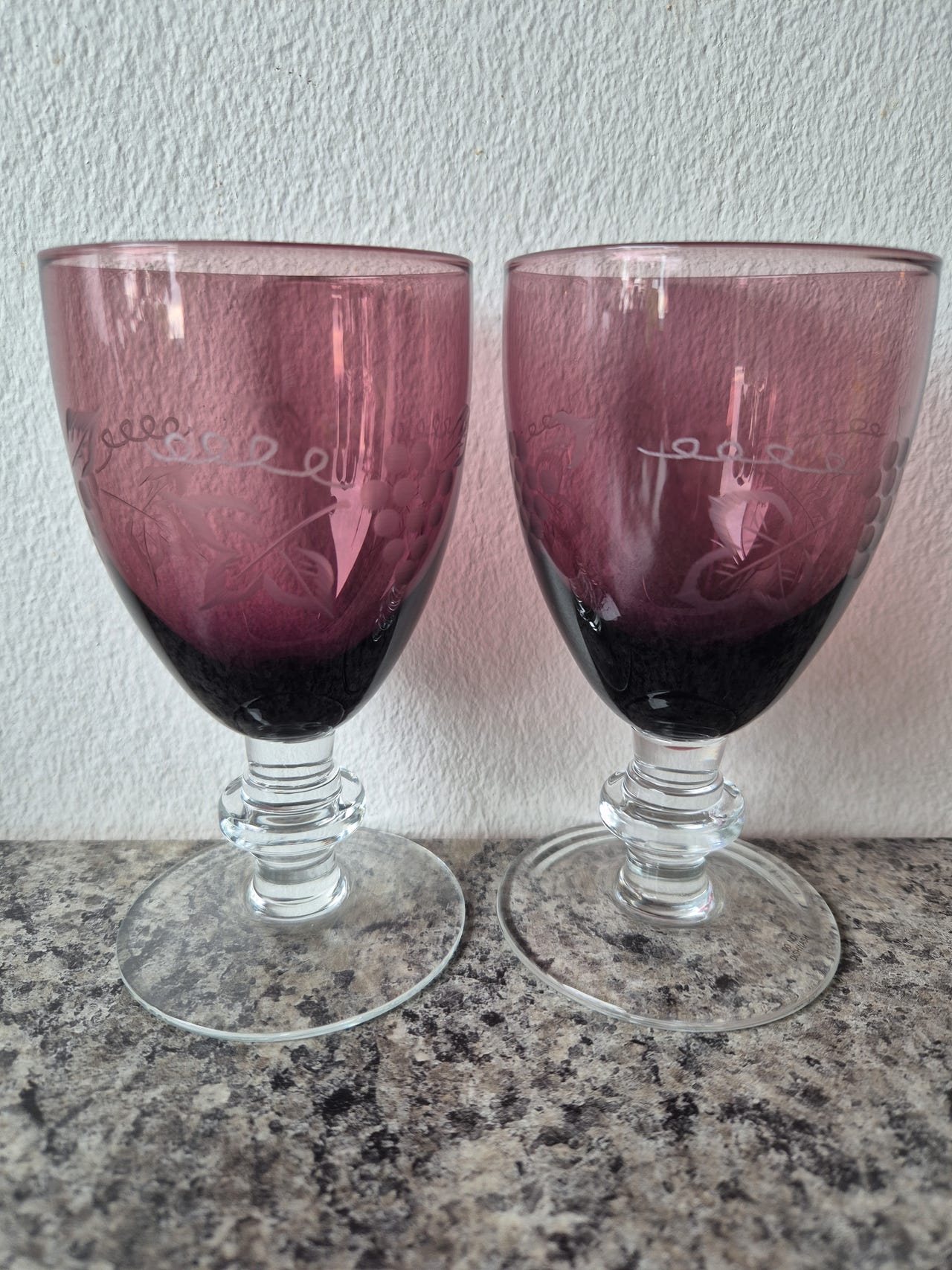 2 stk gamle vinglass | FINN-torget