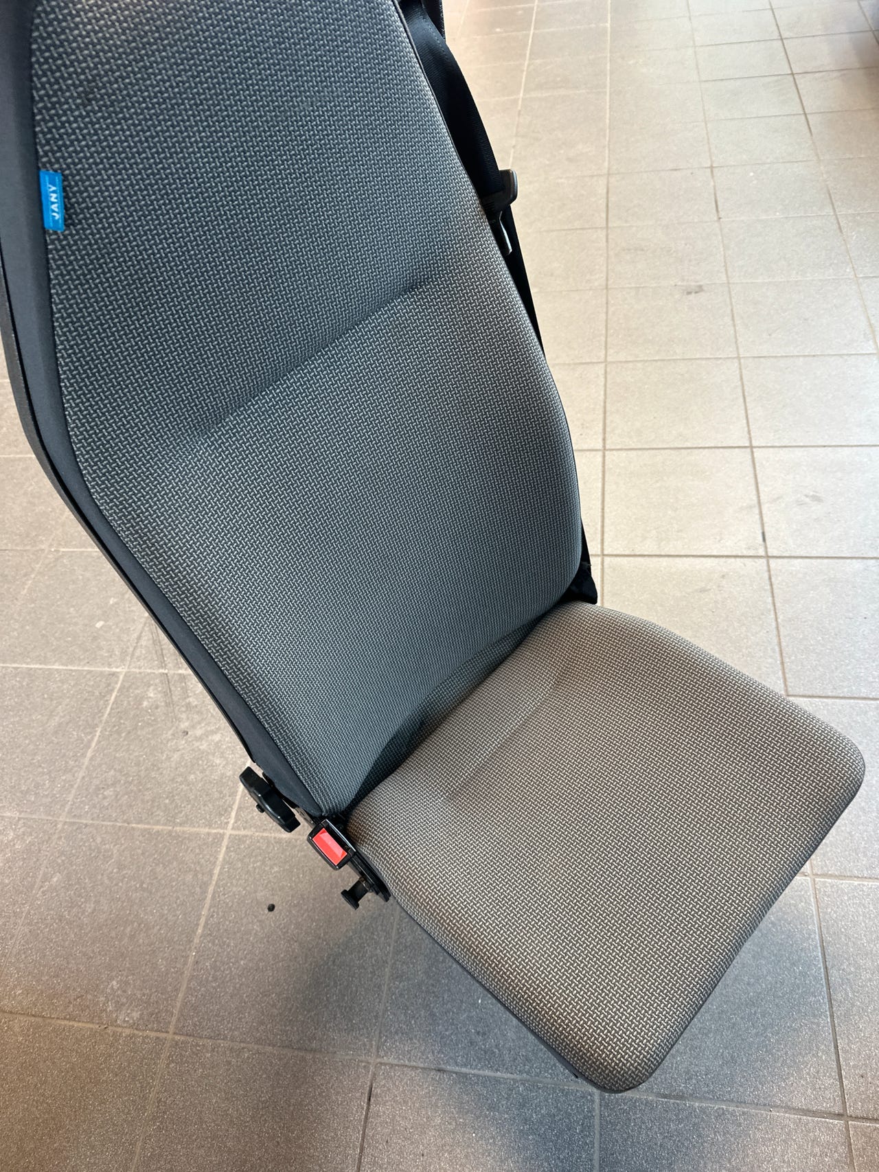 Handikap seter til caravelle / vito | FINN-torget