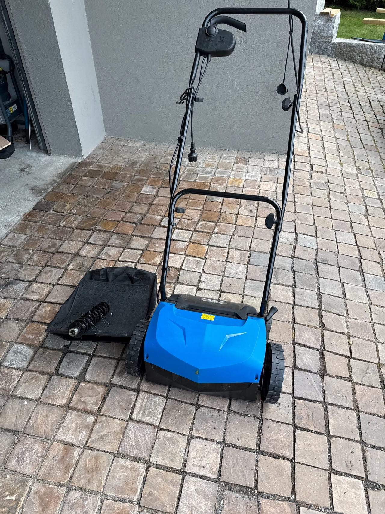 Mosefjerner/vertikalskjærer RS 32 | FINN-torget