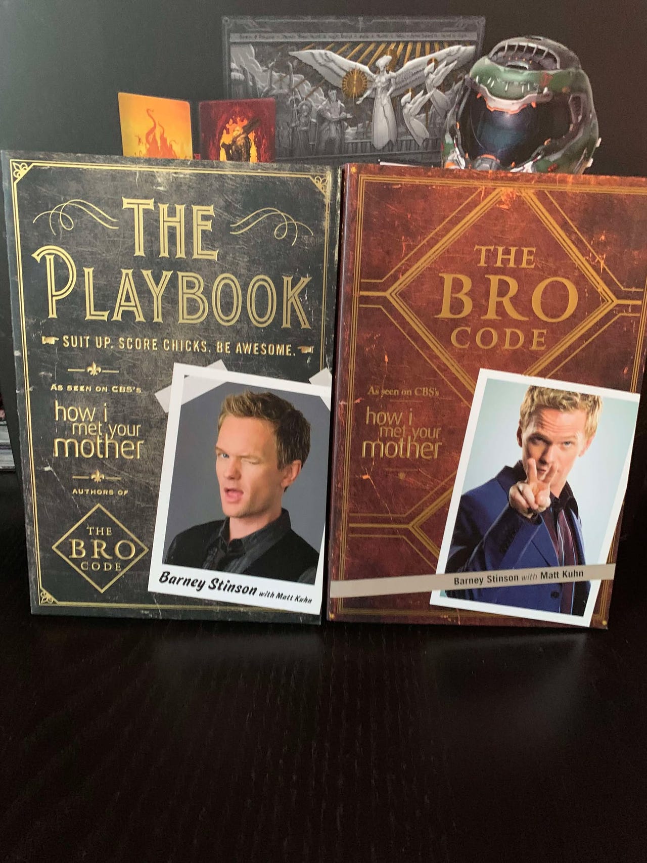 Barney Stinson The playbook og The bro code | FINN-torget