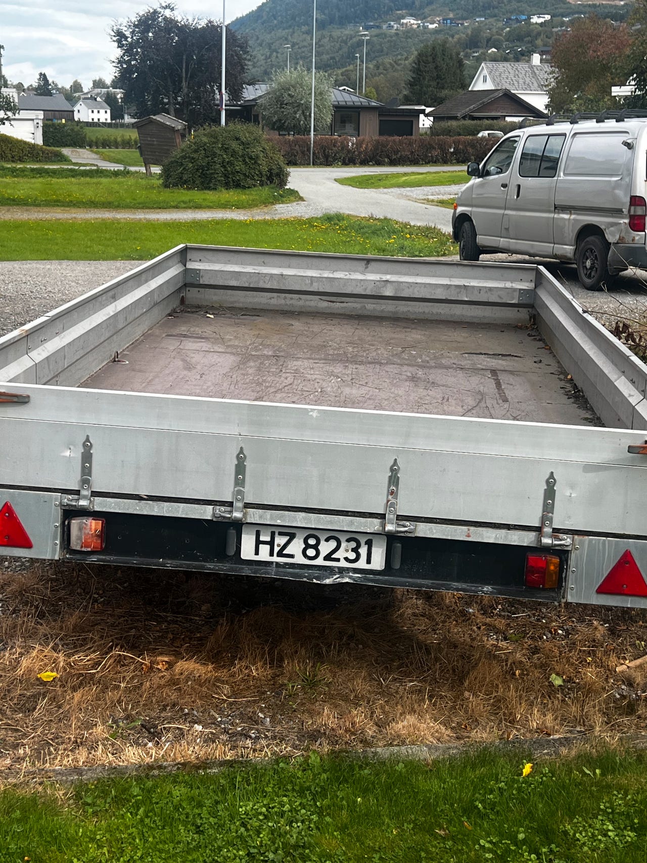 Stor henger med 2 akslinger | FINN-torget