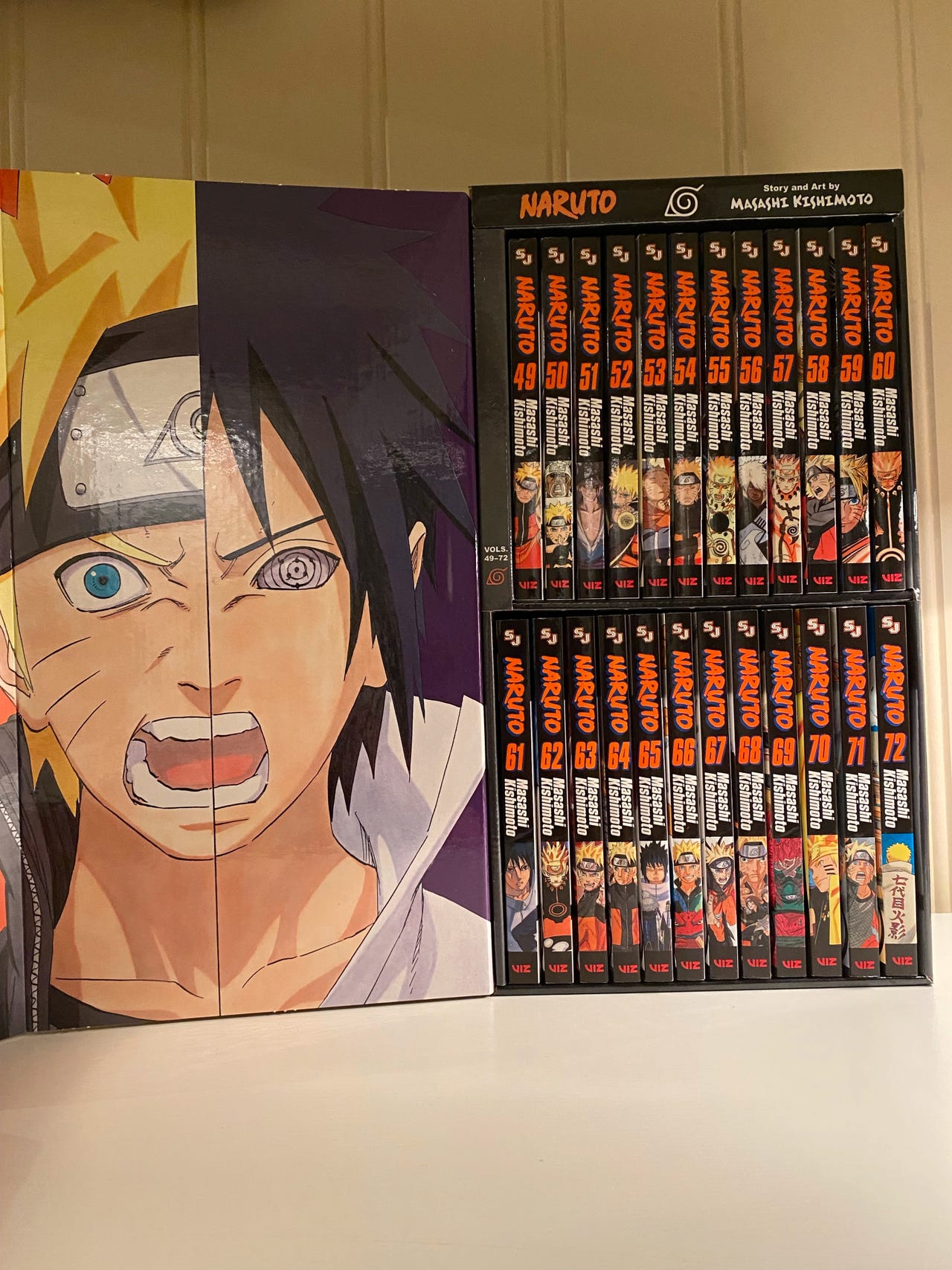 Naruto og One piece box-sets og Manga bøker | FINN-torget