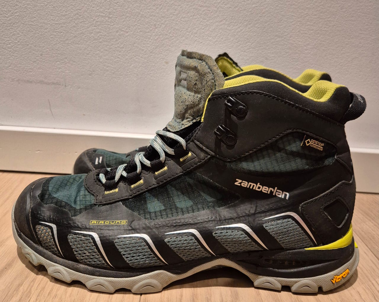 Zamberlan 232 Airound Mid Gore-Tex Str. 43 | FINN-torget