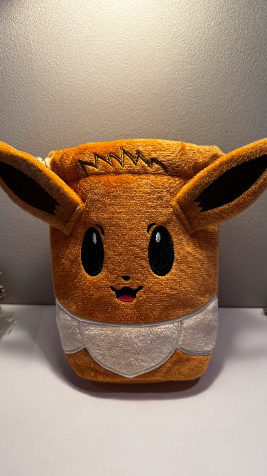 Pokemon prismatic evolutions Eevee pouch | FINN-torget