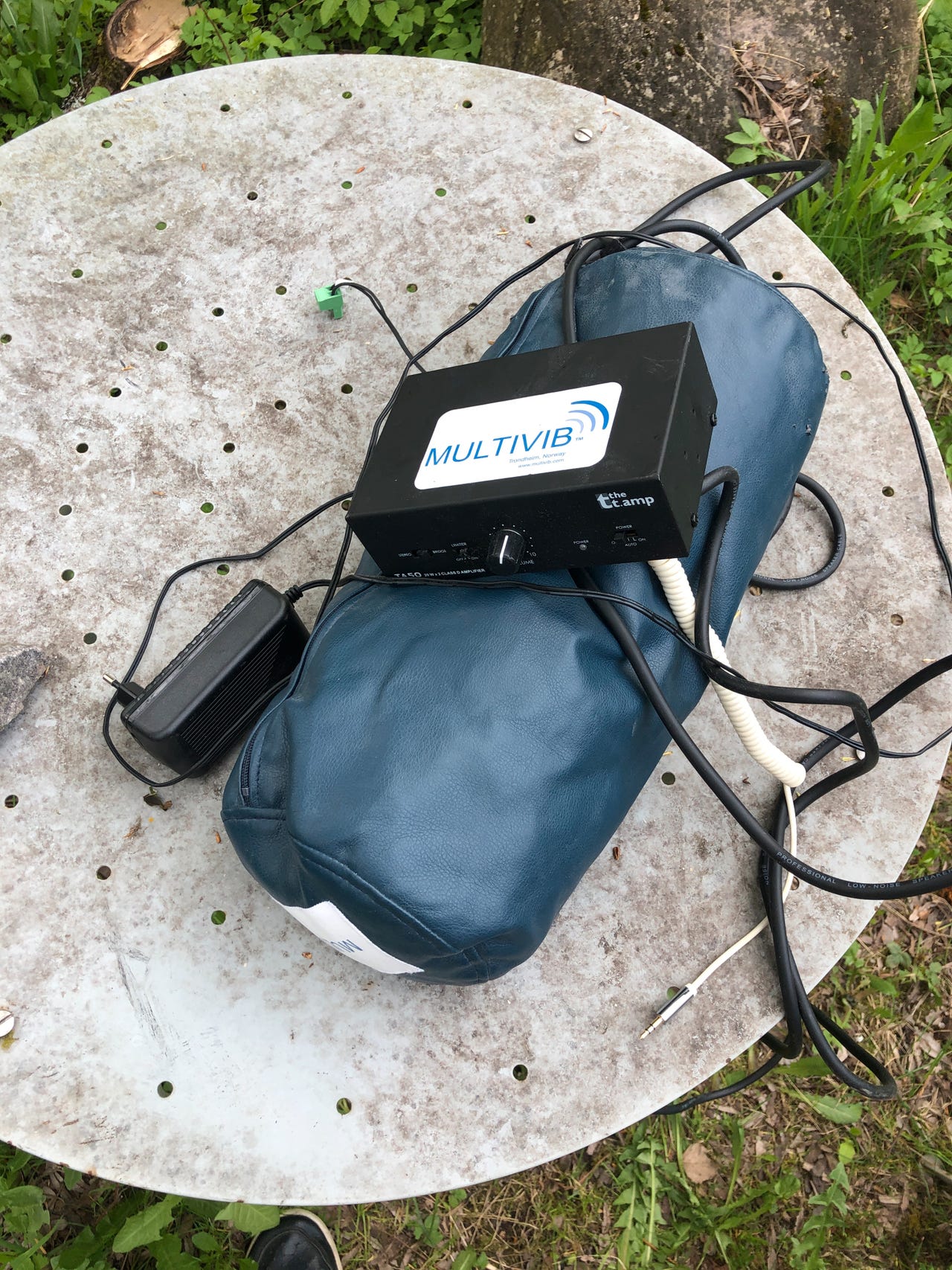 MULTIVIB Terapi-Kit m/ VT116 Vibrator, t.amp TA50 & Bag | FINN-torget