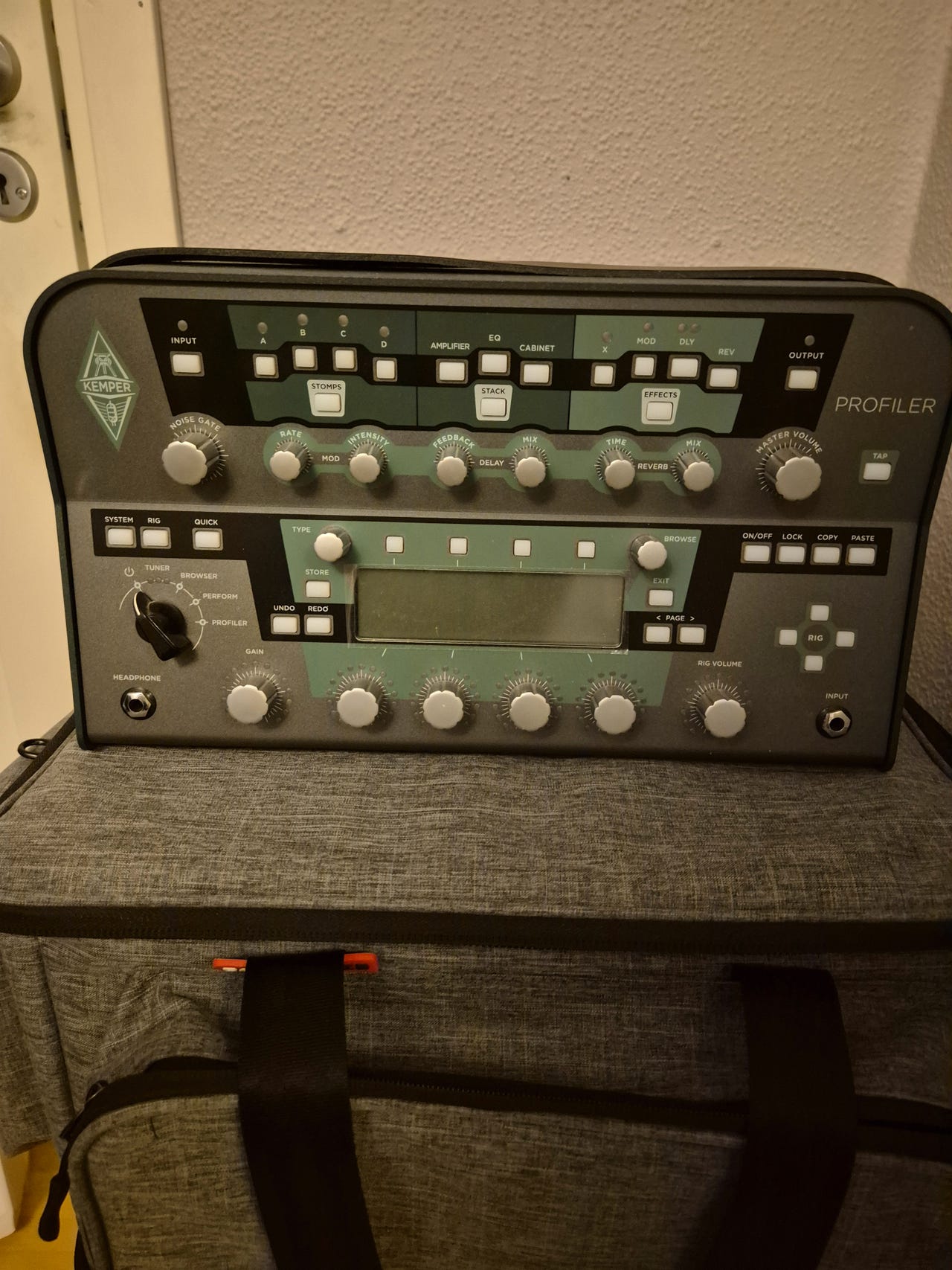 Kemper profiler (uten sluttrinn) pluss remote | FINN-torget