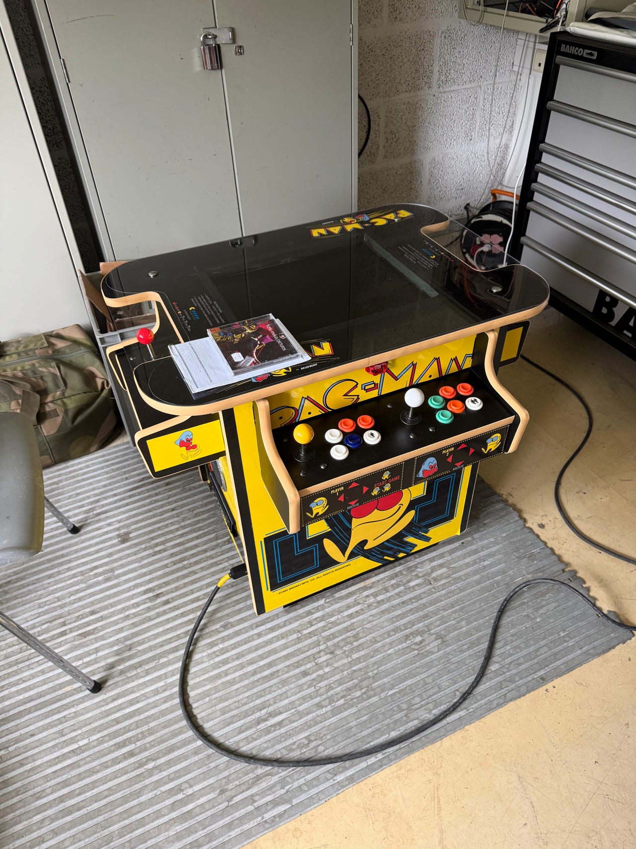 Cocktail Arcade Machine selges | FINN-torget