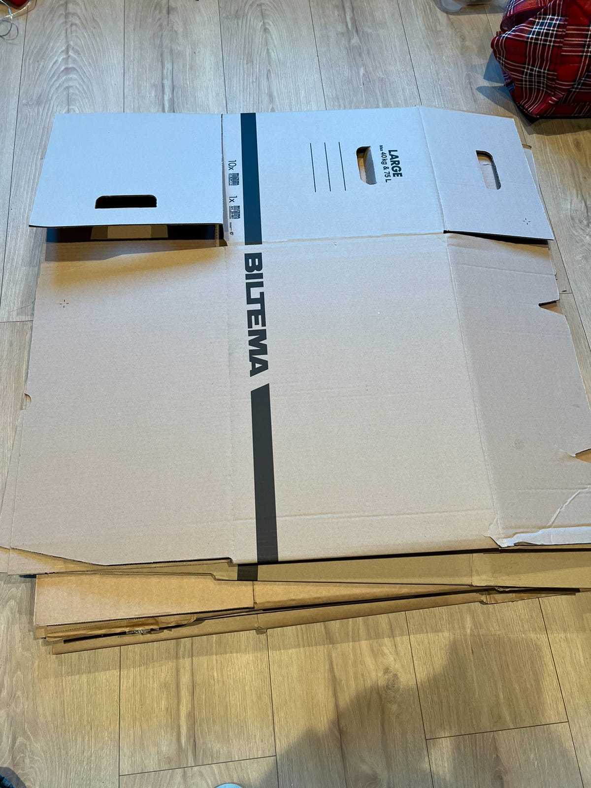 Flytteesker | FINN-torget