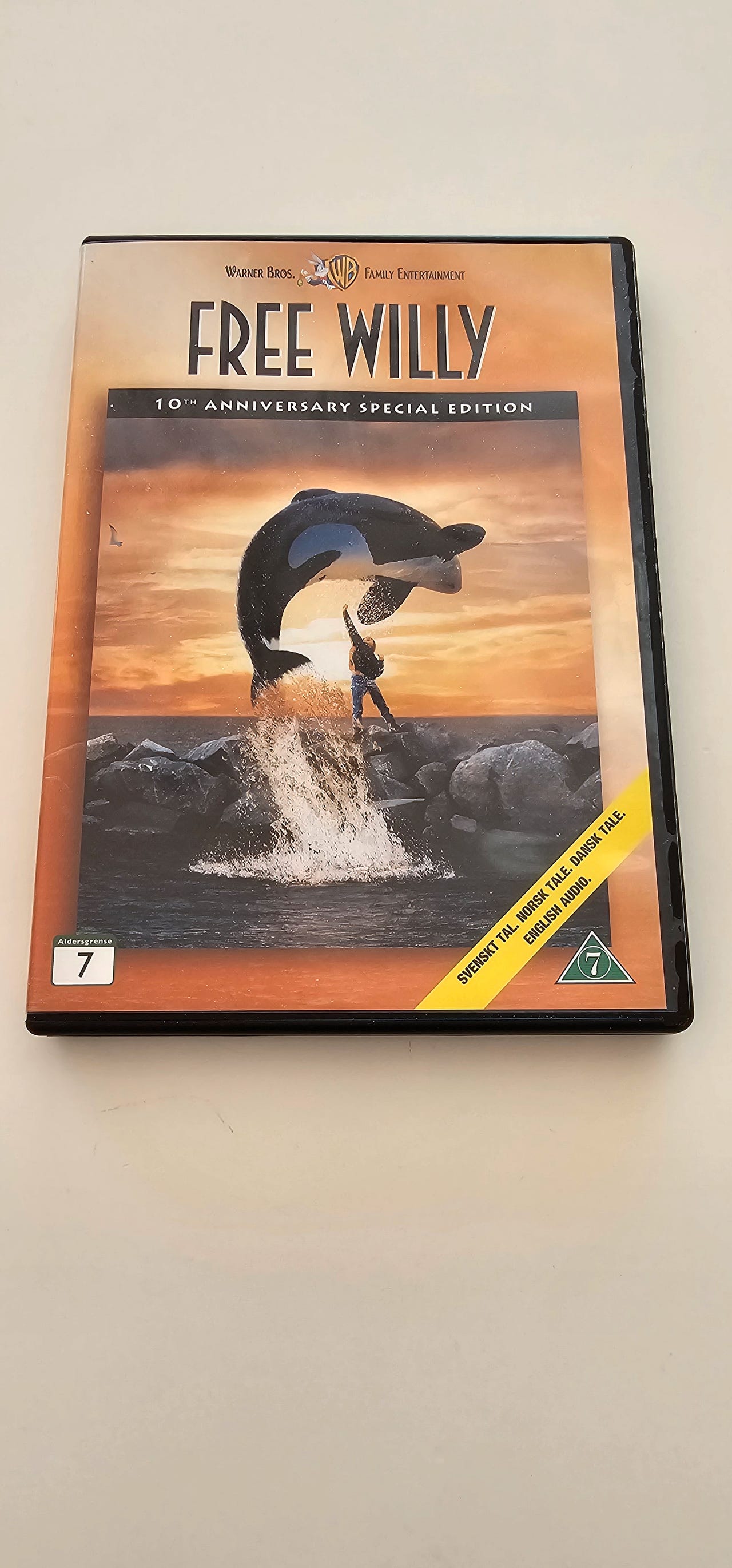 FREE WILLY special edition | FINN-torget