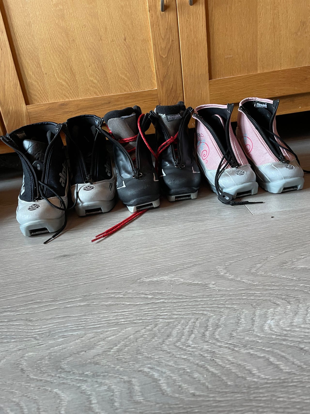 Skisko og snowboard sko til barn | FINN-torget