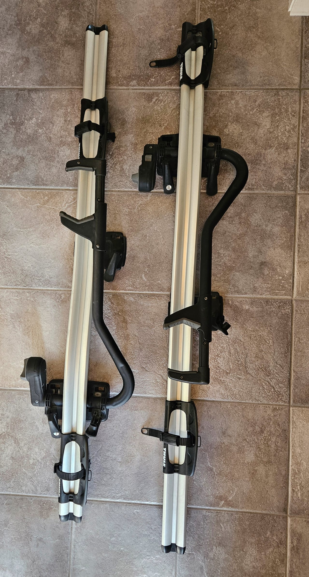 Thule ProRide takstativ sykkelstativ svart /aluminium selges | FINN-torget