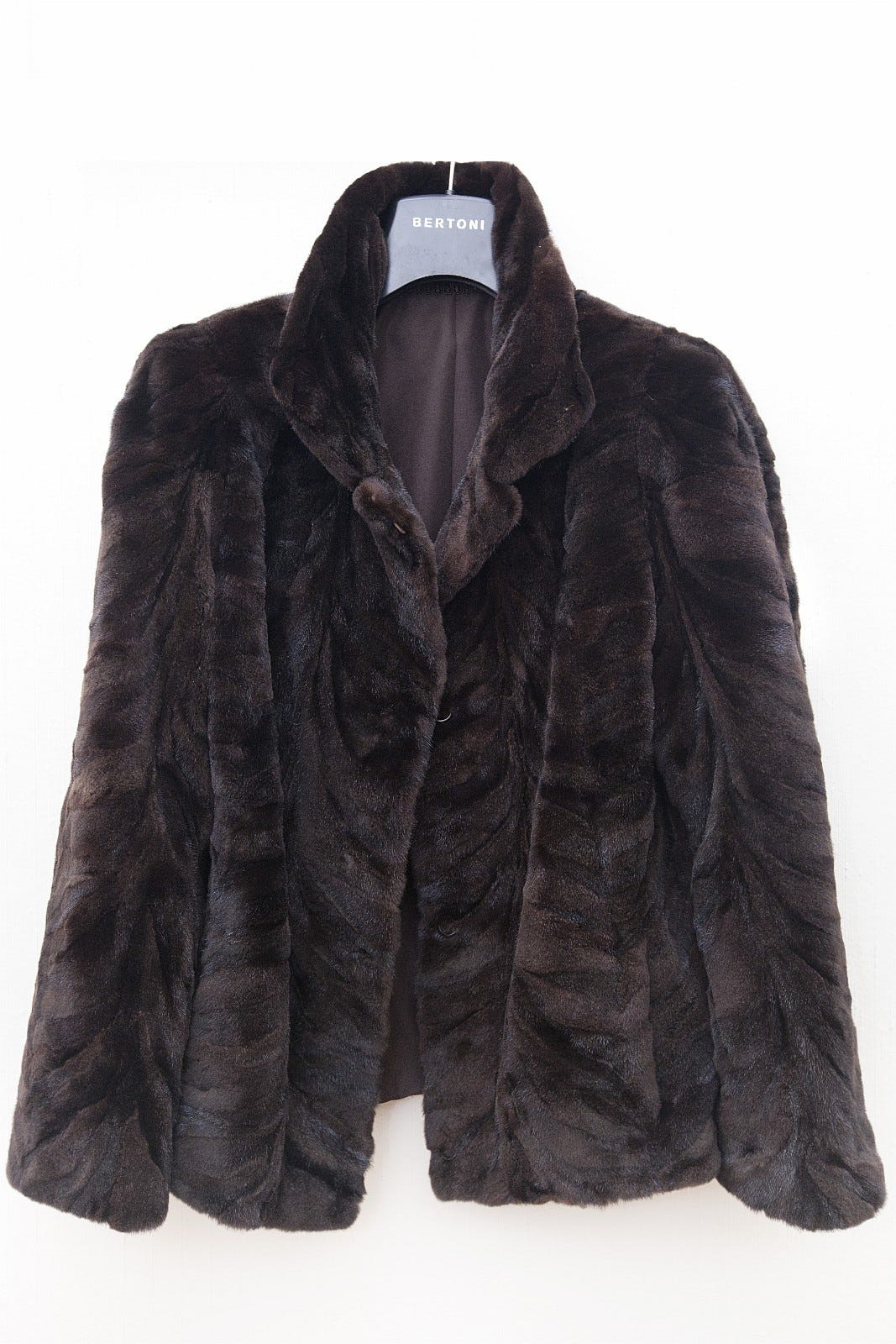 Nydelig (NY) minkjakke selges | FINN-torget