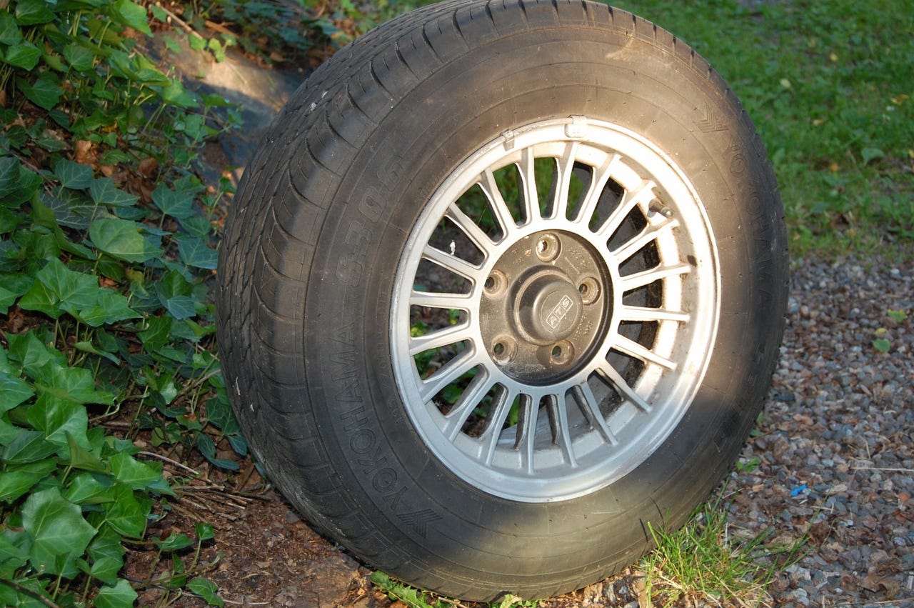 NY PRIS 2000.BMW 518 1986 mod.ATS felger med sommerdekk,14" | FINN-torget