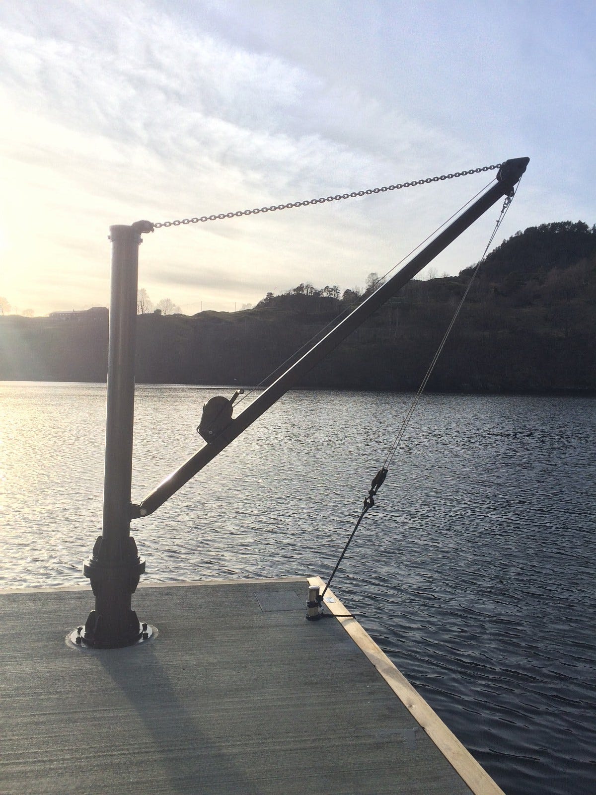 Kaikran for 1000kg løft, kran i varmgalvanisert stål med 360g sving ...