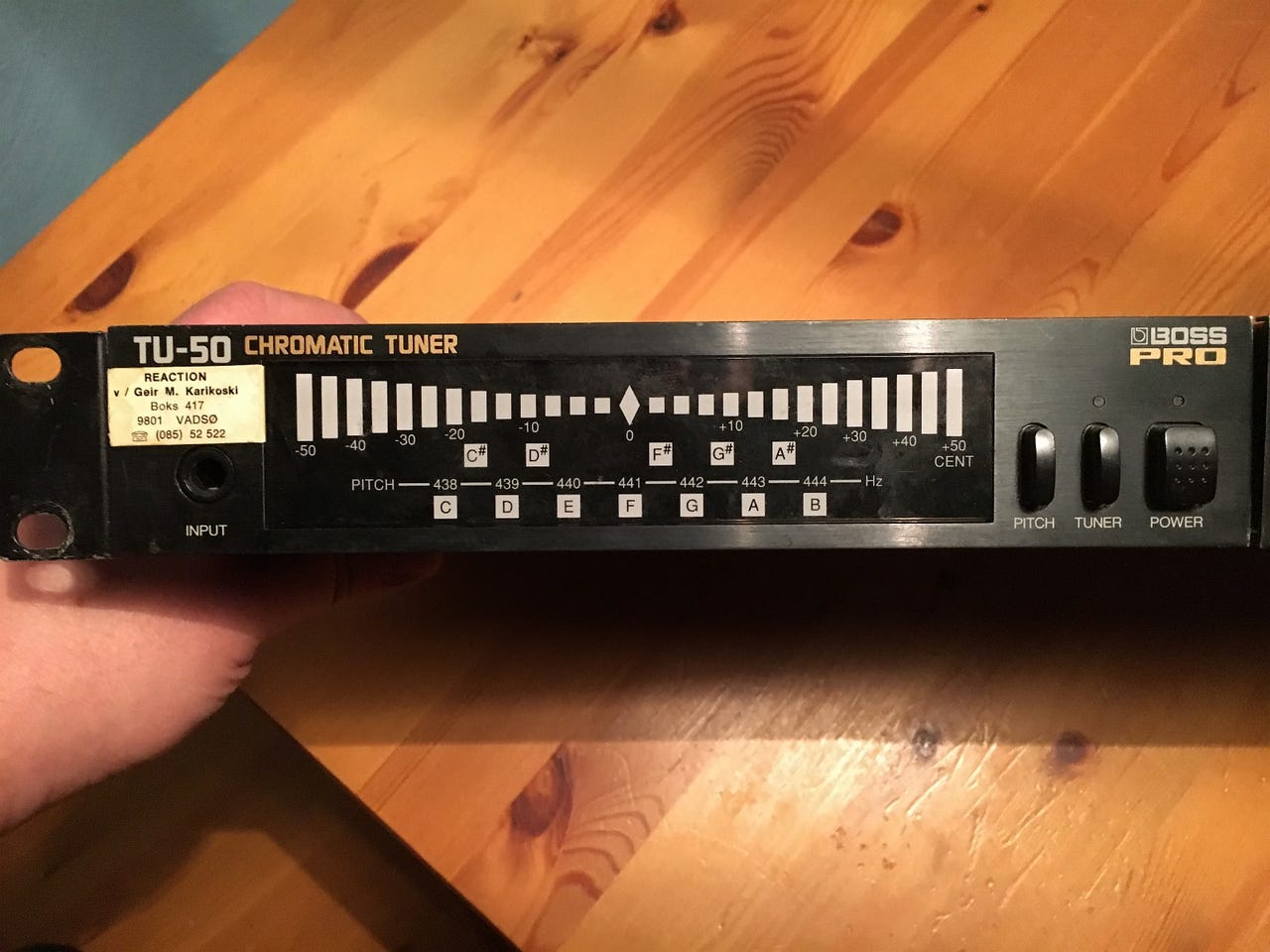 Boss TU-50 professional chromatic rack tuner | FINN torget