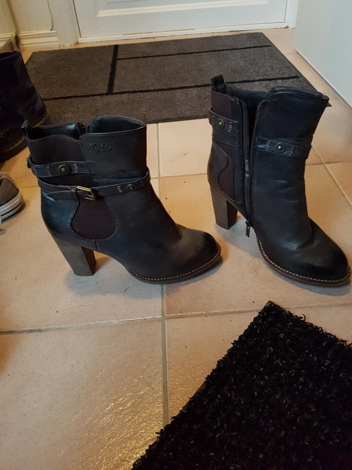 CONVERSE SKO i Str 36 | FINN torget