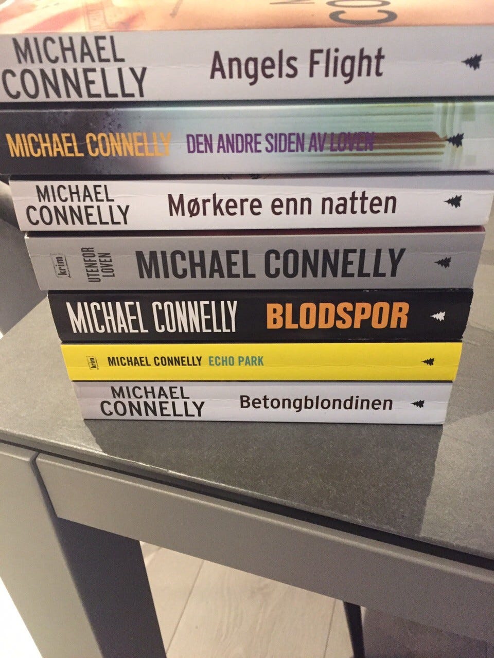 Krim bøker Michael Connelly | FINN-torget