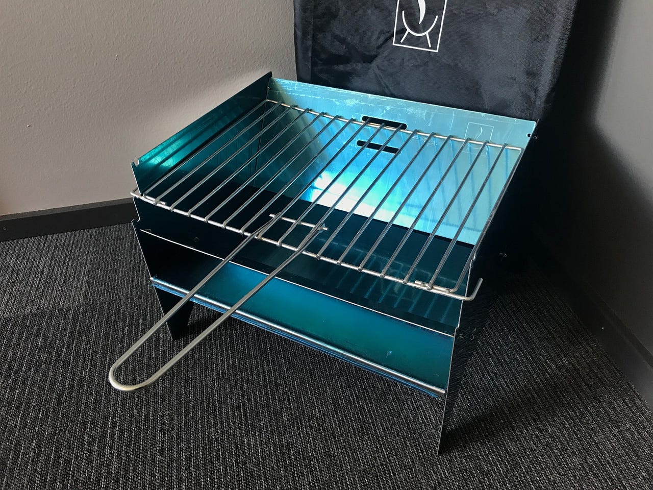 Miljøvenning Rustfri grill - Flatpakkes med egen bag - tenk miljø ...