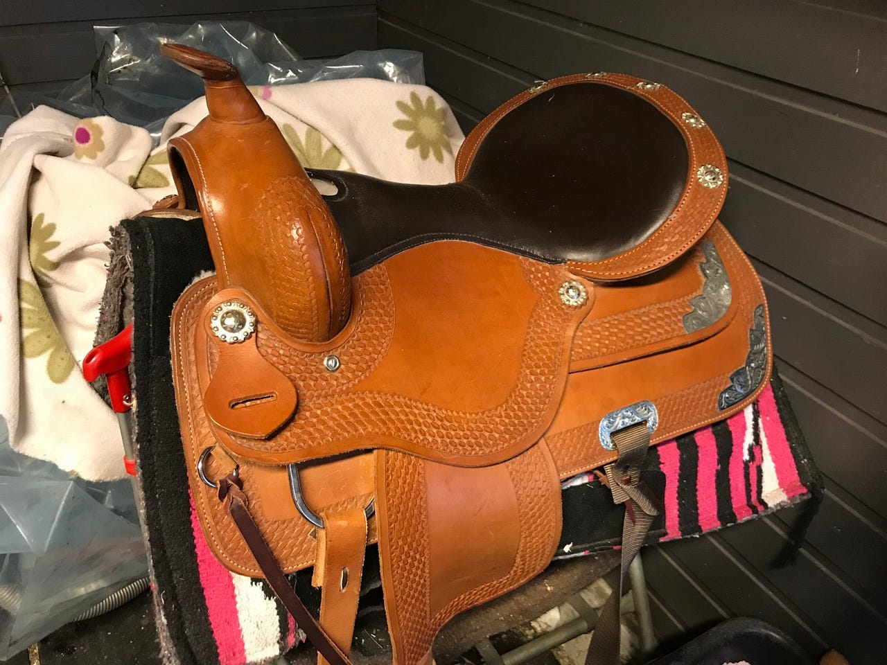 Western sal | FINN-torget