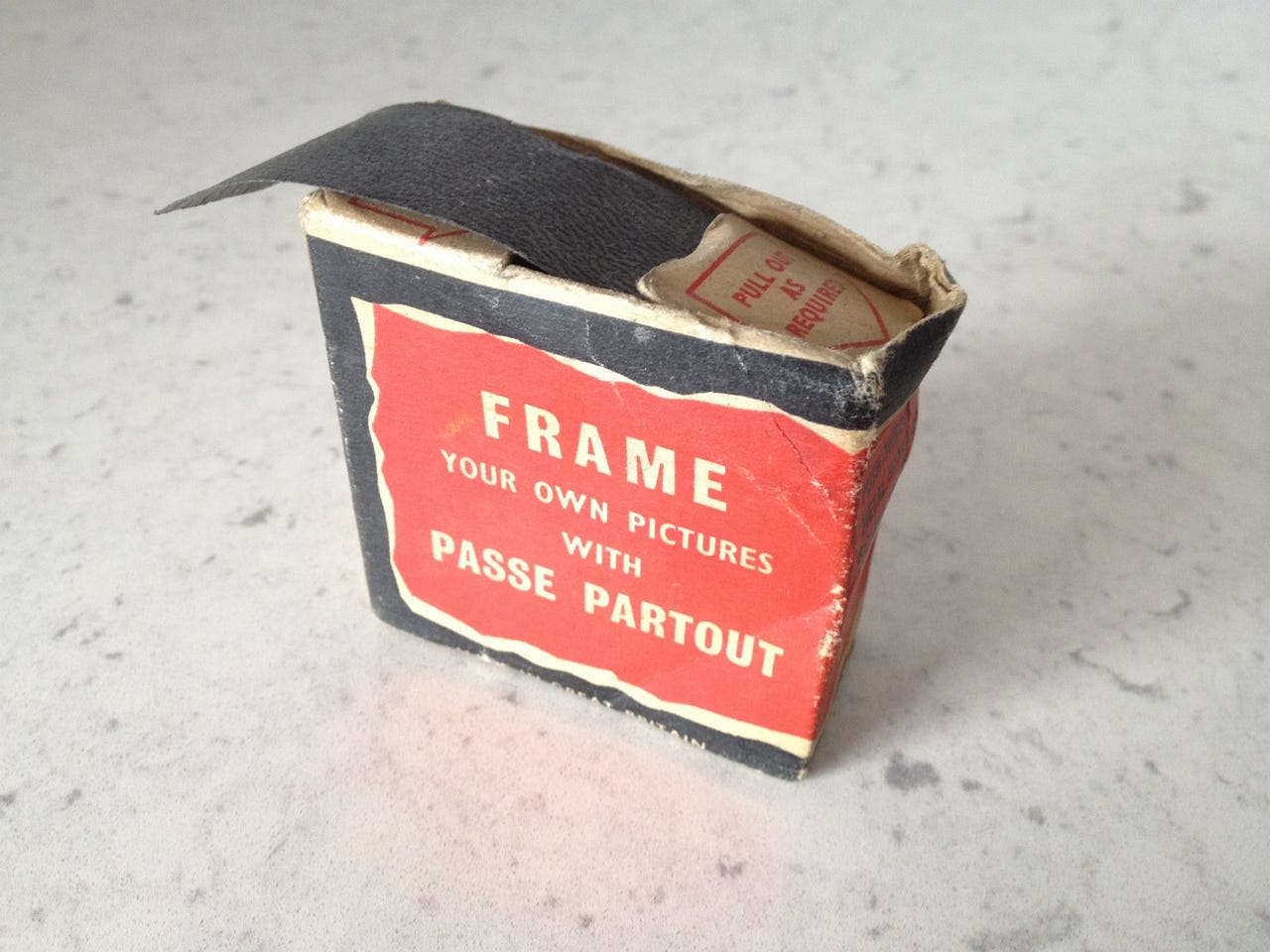 Vintage 1950s-60s Passe-Partout Picture Framing Tape Roll | FINN torget