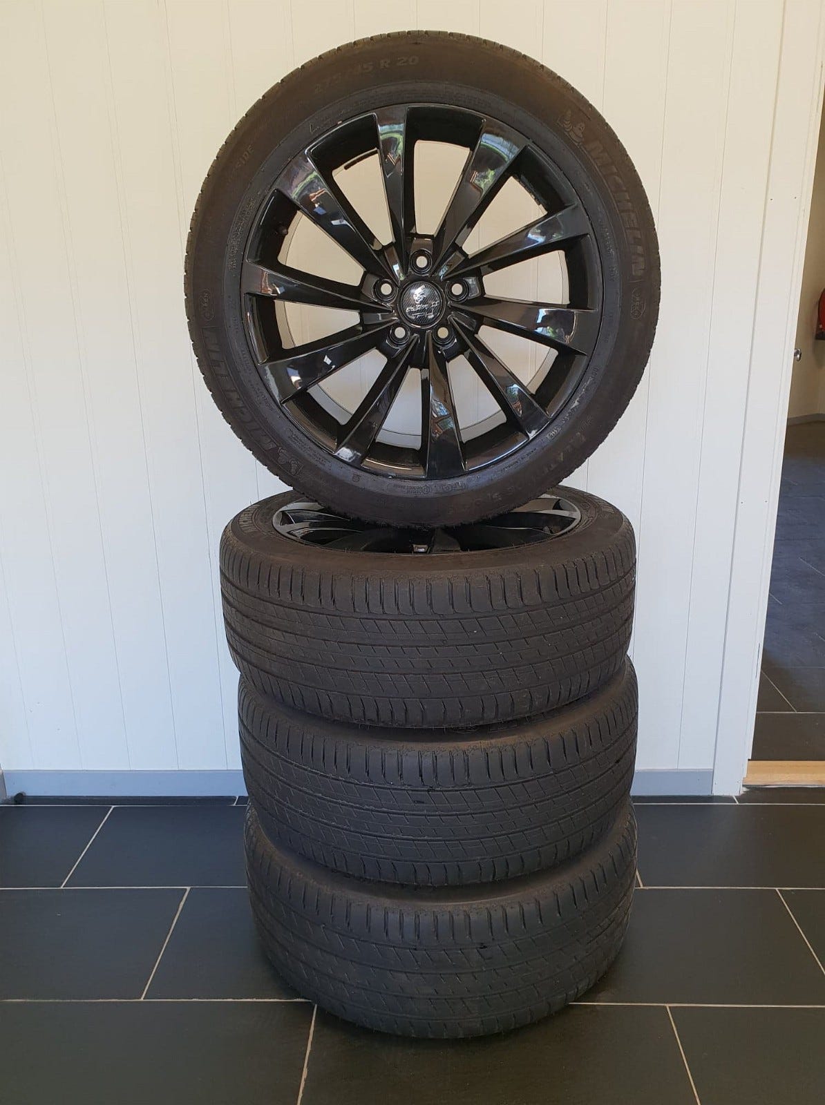 PH Turbin black 20" felgpakker med sommerdekk Tesla model S og X | FINN ...