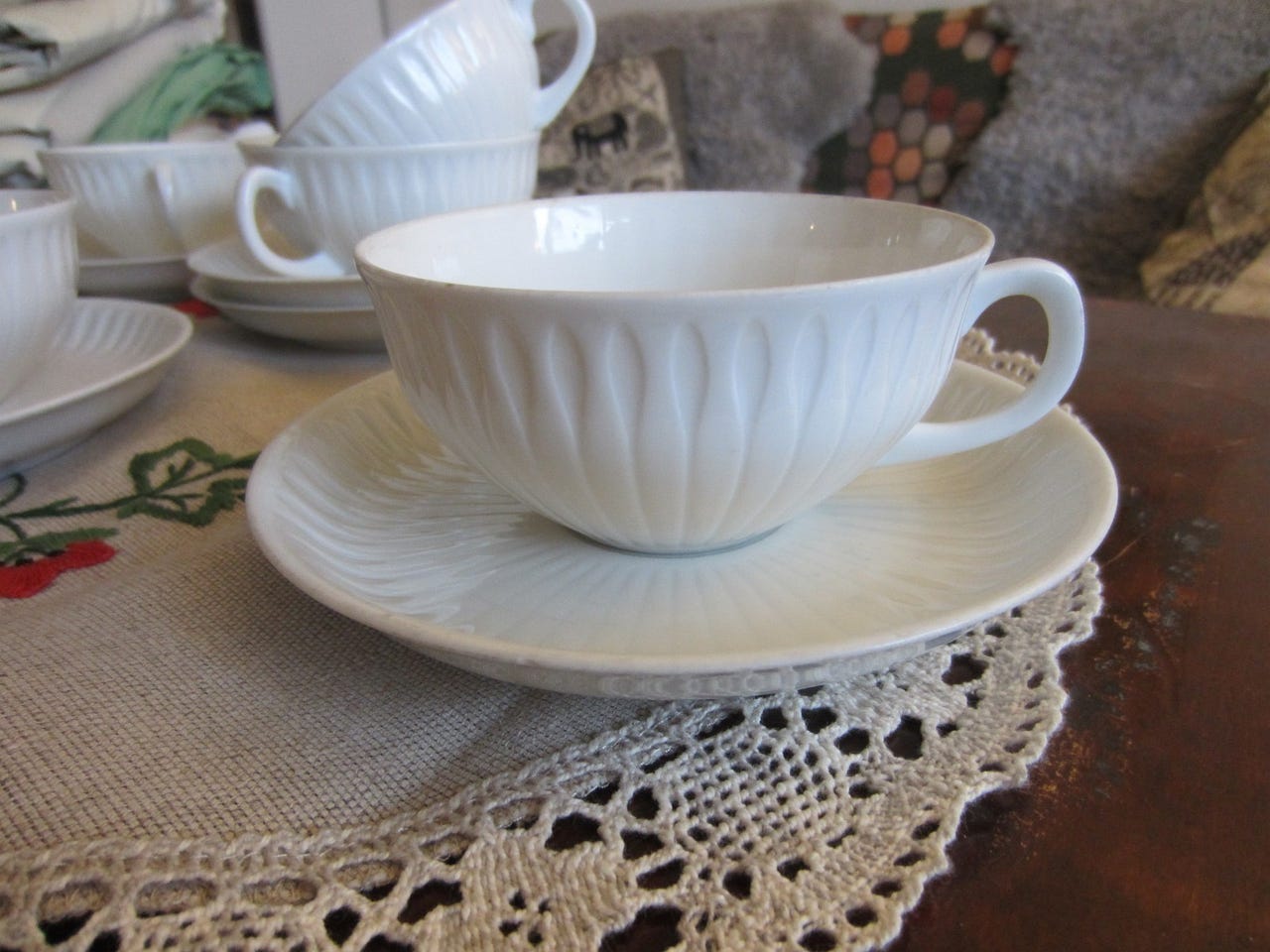 Porsgrunn Porselen, Hvit spire, middag, frokost, kaffe og te servise ...