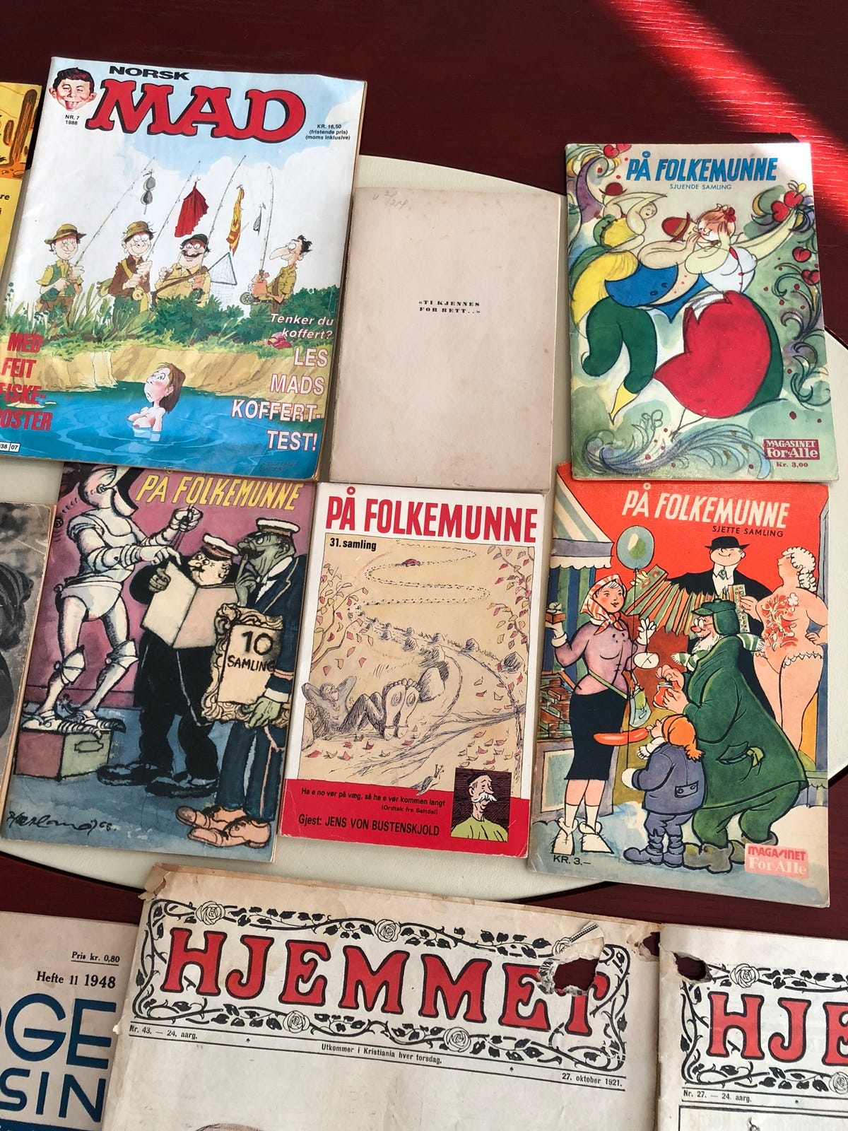 Gamle ukeblader selges! Se utvalget mitt! | FINN.no