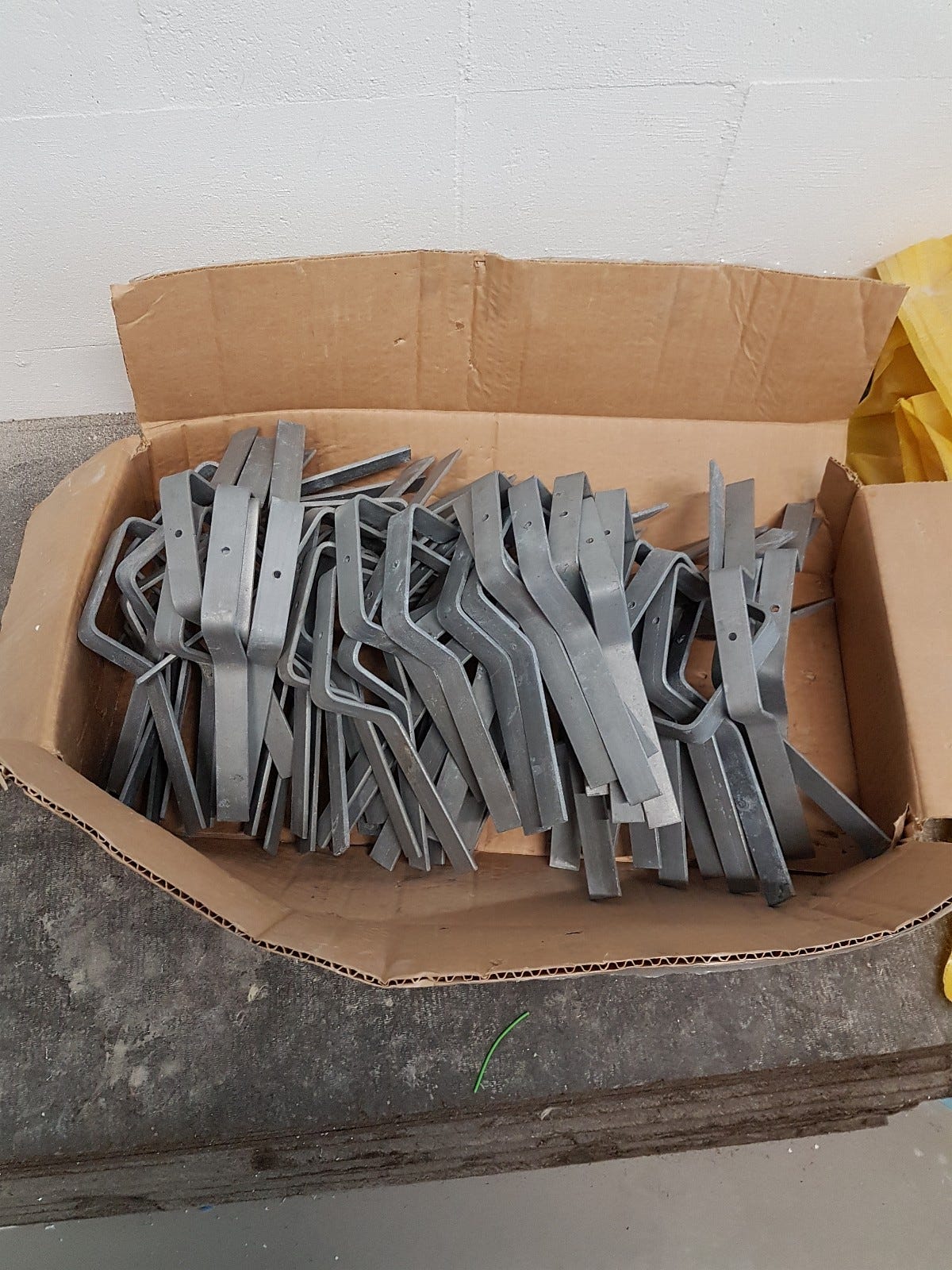 Stormbrakett Monier Minster Galvanisert | FINN-torget