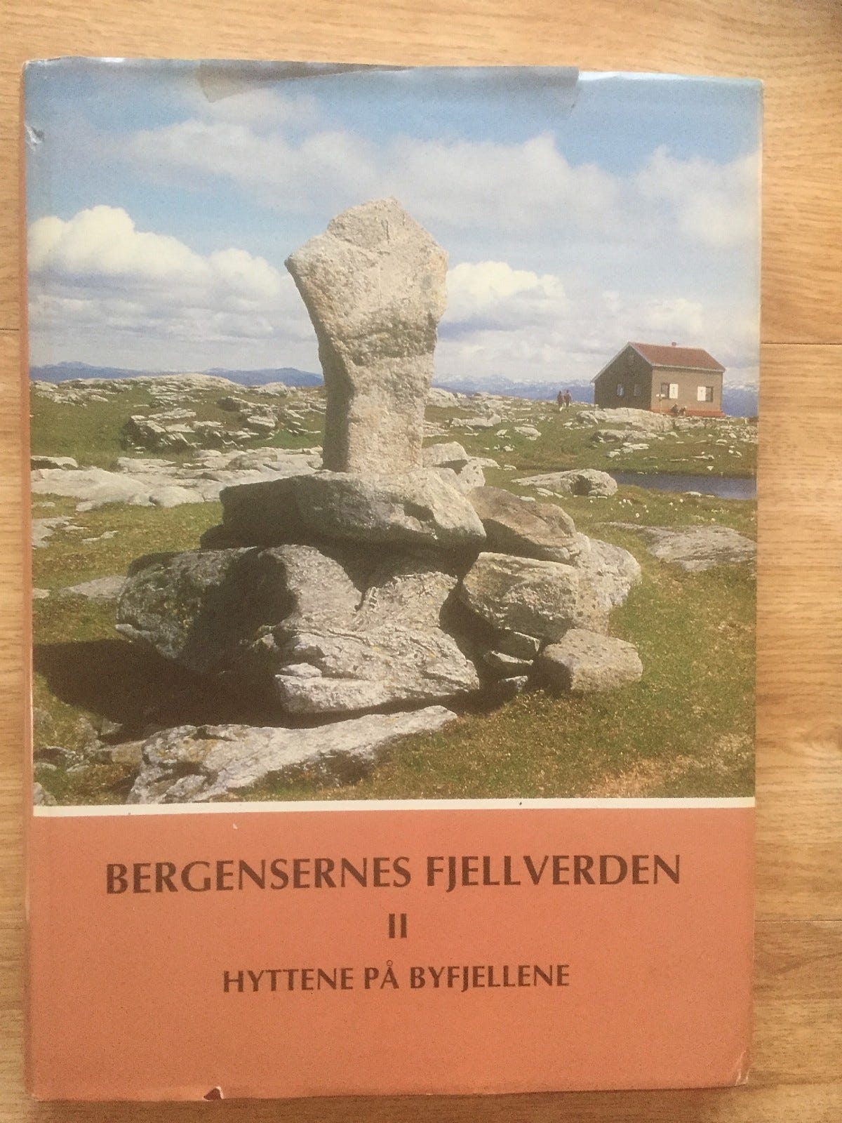 Bergensernes fjellverden. I - II. Red. Anders Bjarne Fossen. | FINN-torget