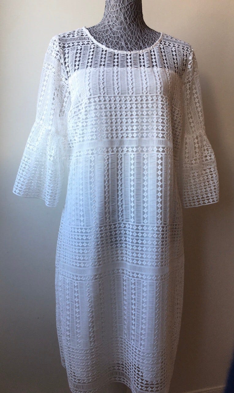 Nydelig hvit kjole fra Donna, str 40 | FINN torget